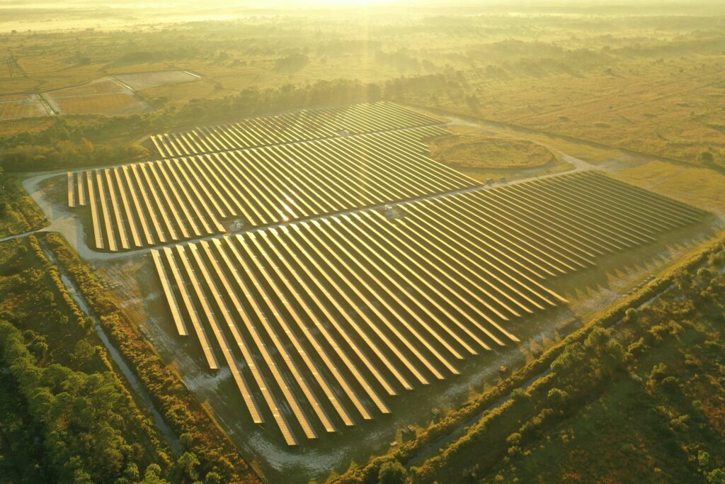 Innovative Solar Panel Installation & BESS Solutions | MOSS